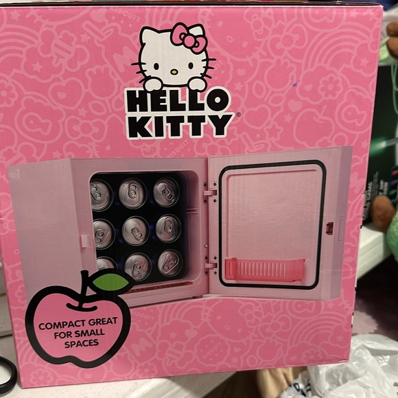Hello Kitty | Other | Cool And Compact Nib Hello Kitty Mini Fridge ...